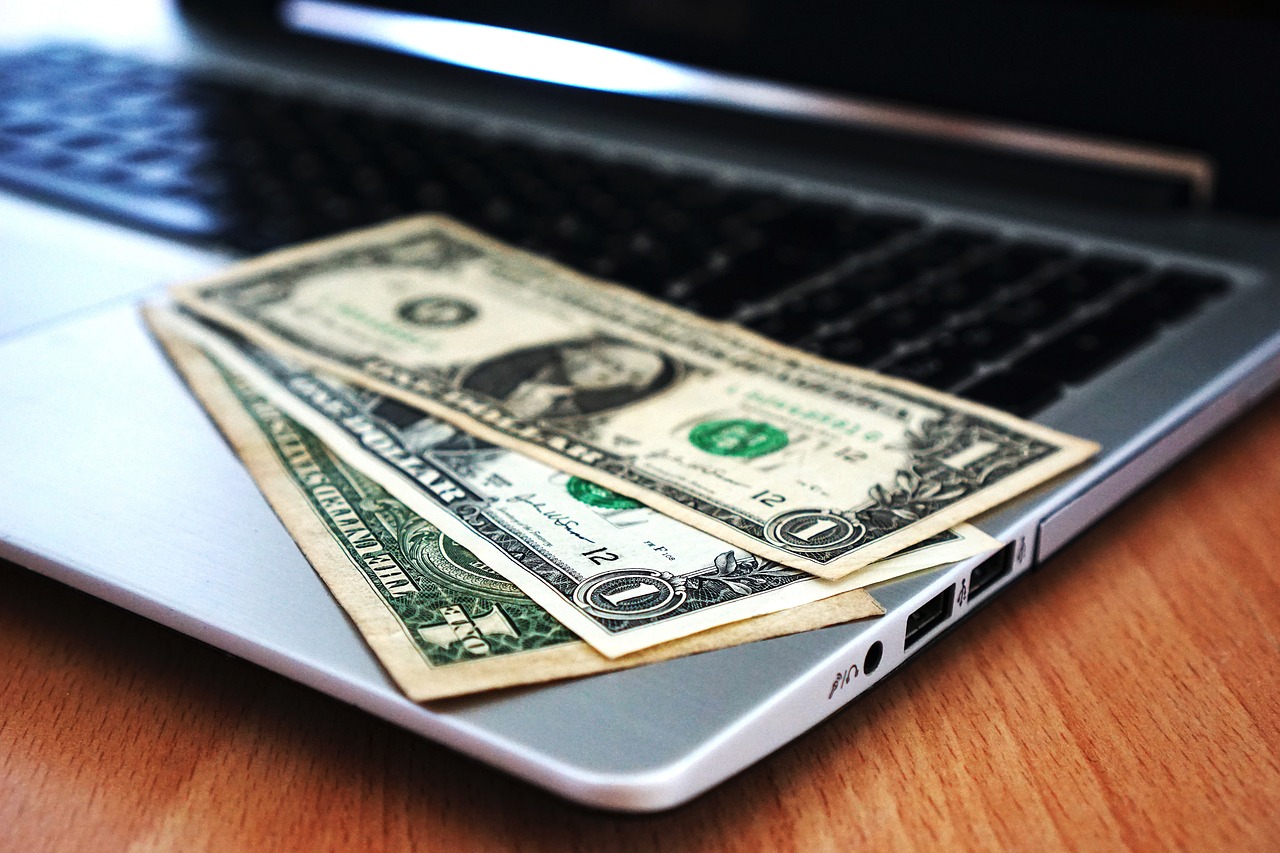 Laptop Buying Guide for Students: How to Choose the Right Laptop for ...